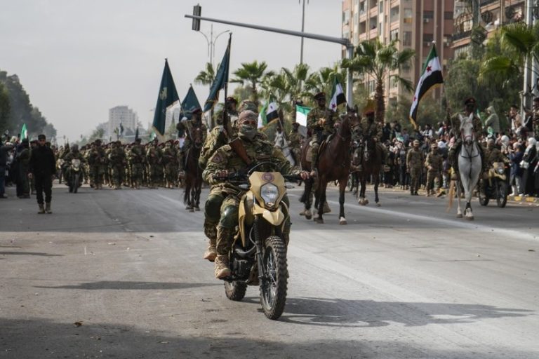 Атака на ИДИЛ в Сирия: Двама US войници и преводач убити | Paragraf.bg